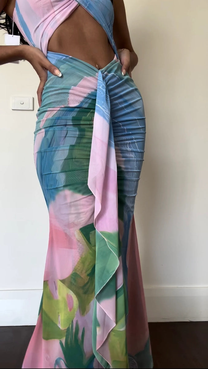 She is OLLÁ Imogen Midi Dress in Gaia – WMIYHire